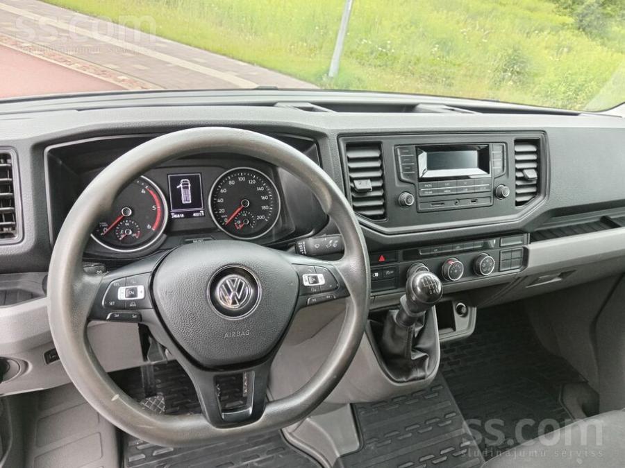 Balts Volkswagen Crafter 2018 Jelgava, ar dzinēja tilpumu 2.00 L un nobraukumu 247 tūkst. km par 13000 €, foto 11 vietnē AUTOMOTO.COM.LV