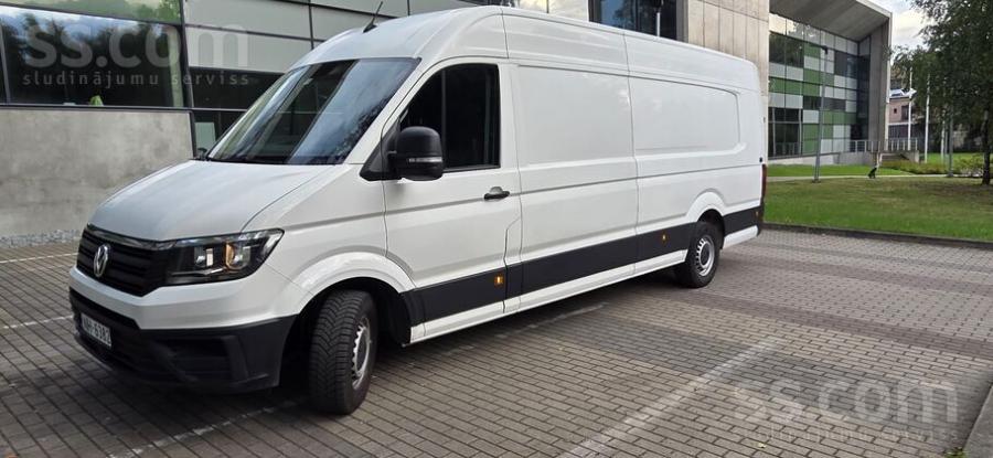 White Volkswagen Crafter 2018 in Riga, with an engine capacity of 2.00 L and mileage of 255 thousand km for 16500 €, photo 1 on AUTOMOTO.COM.LV