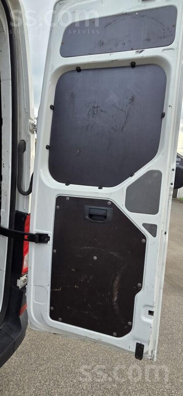 Balts Volkswagen Crafter 2018 Rīga, ar dzinēja tilpumu 2.00 L un nobraukumu 255 tūkst. km par 16500 €, foto 7 vietnē AUTOMOTO.COM.LV