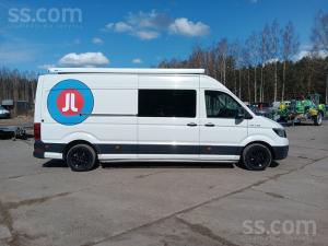 White Volkswagen Crafter 2018 in Ogre, with an engine capacity of 2.00 L and mileage of 272 thousand km for 20000 €, photo 6 on AUTOMOTO.COM.LV