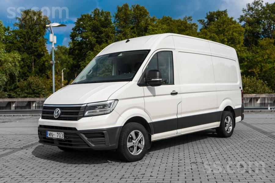 White Volkswagen Crafter 2018 in Riga, with an engine capacity of 2.00 L and mileage of 274 thousand km for 15300 €, photo 4 on AUTOMOTO.COM.LV