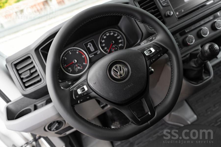 White Volkswagen Crafter 2018 in Riga, with an engine capacity of 2.00 L and mileage of 274 thousand km for 15300 €, photo 23 on AUTOMOTO.COM.LV