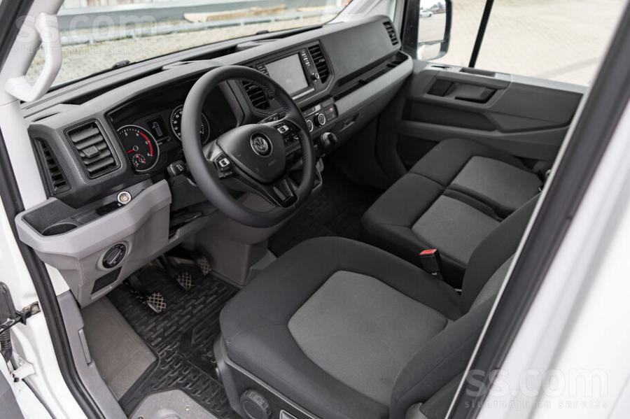 White Volkswagen Crafter 2018 in Riga, with an engine capacity of 2.00 L and mileage of 274 thousand km for 15300 €, photo 25 on AUTOMOTO.COM.LV