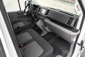 White Volkswagen Crafter 2018 in Riga, with an engine capacity of 2.00 L and mileage of 274 thousand km for 15300 €, photo 26 on AUTOMOTO.COM.LV