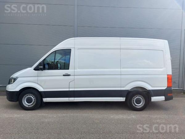 White Volkswagen Crafter 2018 in Riga, with an engine capacity of 2.00 L and mileage of 291 thousand km for 14399 €, photo 1 on AUTOMOTO.COM.LV