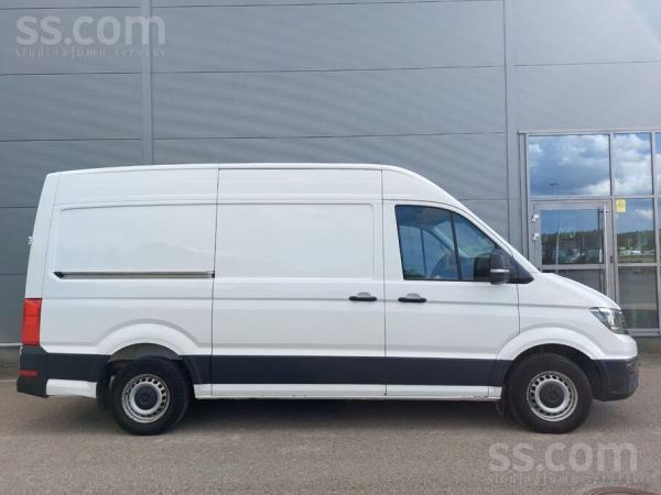 White Volkswagen Crafter 2018 in Riga, with an engine capacity of 2.00 L and mileage of 291 thousand km for 14399 €, photo 3 on AUTOMOTO.COM.LV