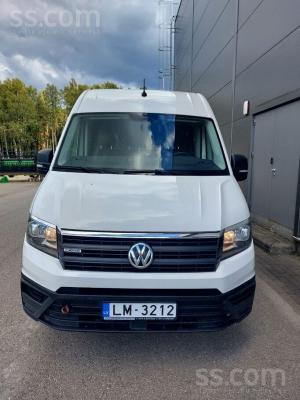 White Volkswagen Crafter 2018 in Riga, with an engine capacity of 2.00 L and mileage of 291 thousand km for 14399 €, photo 4 on AUTOMOTO.COM.LV