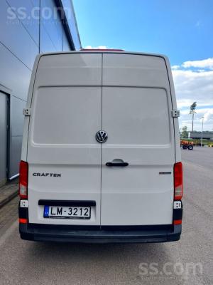 White Volkswagen Crafter 2018 in Riga, with an engine capacity of 2.00 L and mileage of 291 thousand km for 14399 €, photo 5 on AUTOMOTO.COM.LV