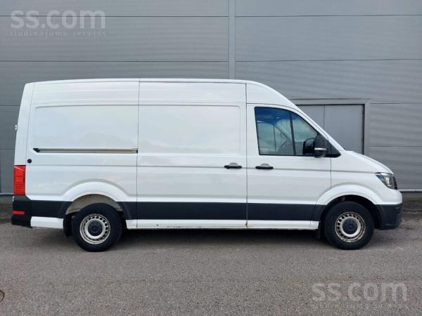 White Volkswagen Crafter 2018 in Riga, with an engine capacity of 2.00 L and mileage of 274 thousand km for 12705 €, photo 3 on AUTOMOTO.COM.LV
