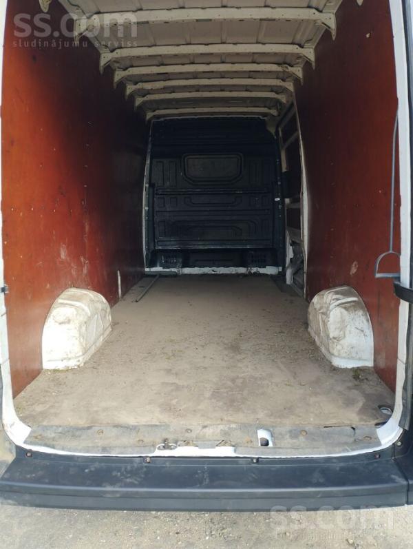 Volkswagen Crafter 2018 Rīga vietnē Balts Volkswagen Crafter 2018 Rīga, ar dzinēja tilpumu 2.00 L un nobraukumu 309 tūkst. km par 9900 €, foto 9 vietnē AUTOMOTO.COM.LV