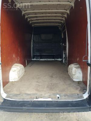 Balts Volkswagen Crafter 2018 Rīga, ar dzinēja tilpumu 2.00 L un nobraukumu 309 tūkst. km par 9900 €, foto 9 vietnē AUTOMOTO.COM.LV