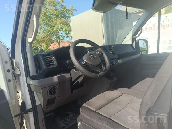 Volkswagen Crafter 2018 Bauska vietnē Balts Volkswagen Crafter 2018 Bauska, ar dzinēja tilpumu 2.00 L un nobraukumu 476 tūkst. km par 12000 €, foto 6 vietnē AUTOMOTO.COM.LV