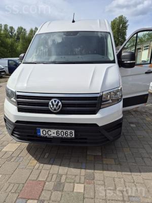 White Volkswagen Crafter 2019 in Riga, with an engine capacity of 2.00 L and mileage of 189 thousand km for 20449 €, photo 1 on AUTOMOTO.COM.LV