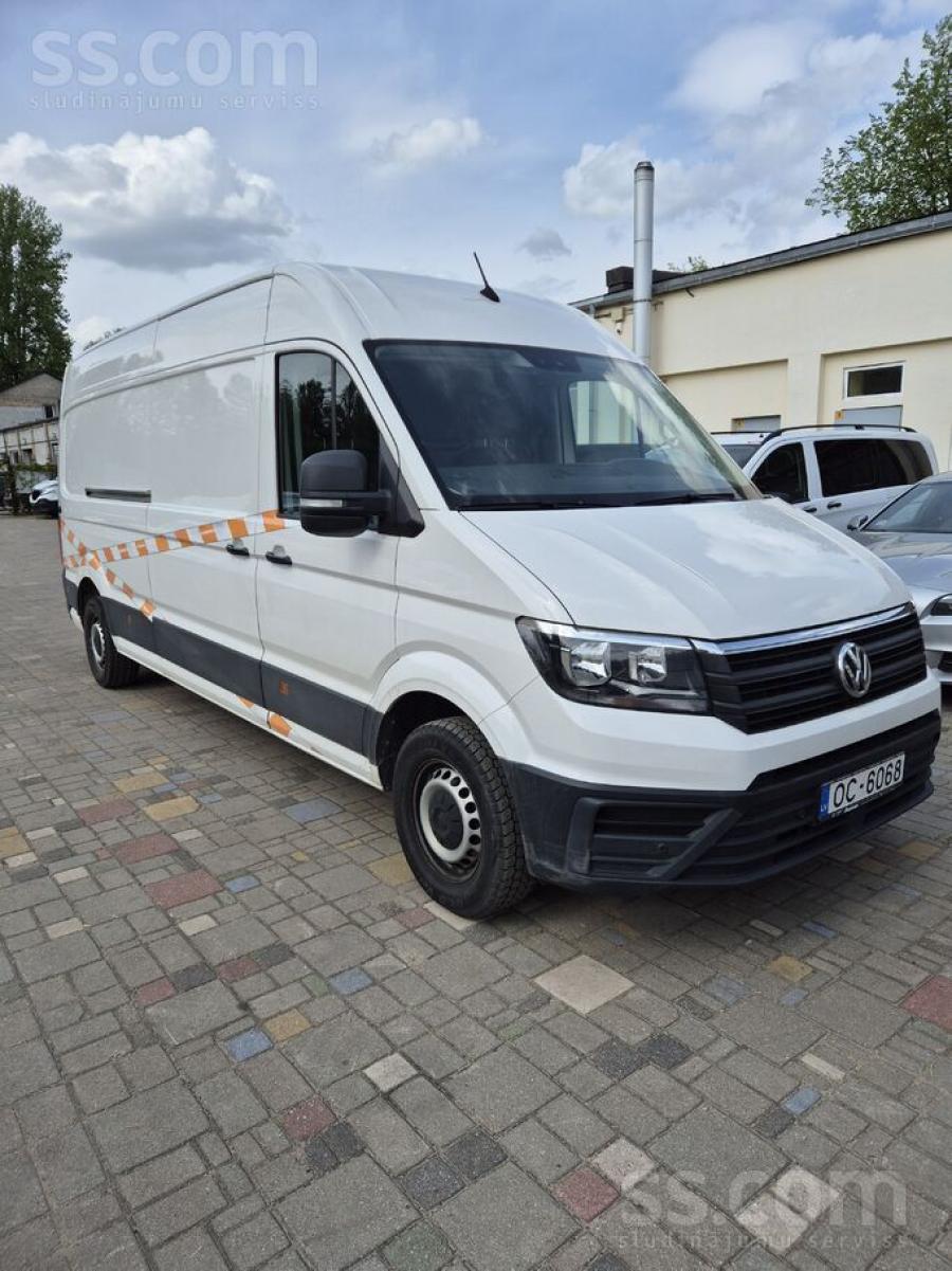 White Volkswagen Crafter 2019 in Riga, with an engine capacity of 2.00 L and mileage of 189 thousand km for 20449 €, photo 2 on AUTOMOTO.COM.LV