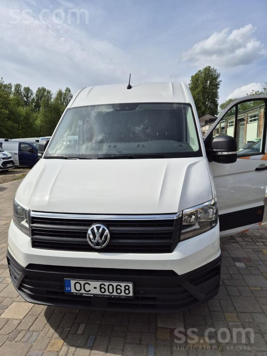 White Volkswagen Crafter 2019 in Riga, with an engine capacity of 2.00 L and mileage of 189 thousand km for 20449 €, photo 10 on AUTOMOTO.COM.LV