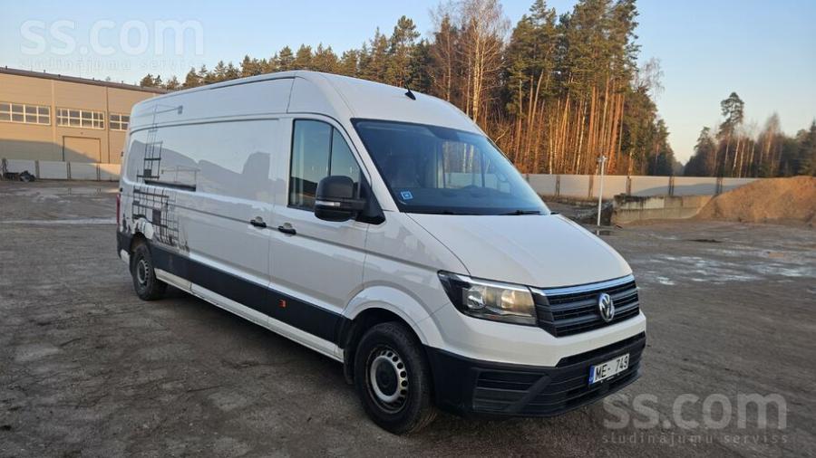 White Volkswagen Crafter 2019 in Jelgava, with an engine capacity of 2.00 L and mileage of 340 thousand km for 16000 €, photo 1 on AUTOMOTO.COM.LV