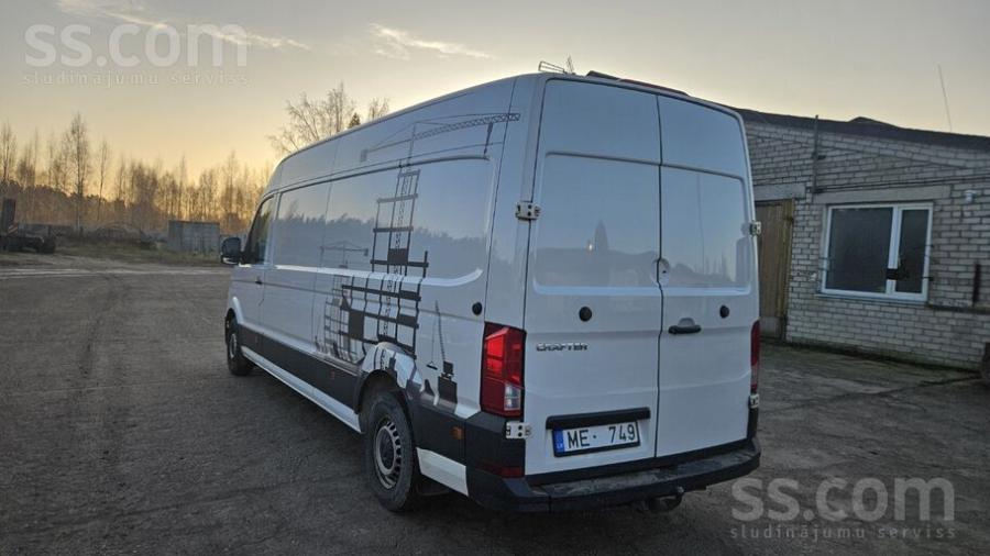 White Volkswagen Crafter 2019 in Jelgava, with an engine capacity of 2.00 L and mileage of 340 thousand km for 16000 €, photo 4 on AUTOMOTO.COM.LV