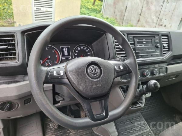 White Volkswagen Crafter 2019 in Riga, with an engine capacity of 2.00 L and mileage of 183 thousand km for 13990 €, photo 9 on AUTOMOTO.COM.LV
