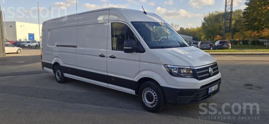 White Volkswagen Crafter 2019 in Riga, with an engine capacity of 2.00 L and mileage of 299 thousand km for 14000 €, photo 3 on AUTOMOTO.COM.LV