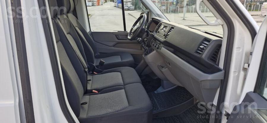 White Volkswagen Crafter 2019 in Riga, with an engine capacity of 2.00 L and mileage of 299 thousand km for 14000 €, photo 10 on AUTOMOTO.COM.LV
