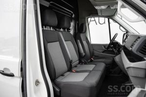 White Volkswagen Crafter 2019 in Riga, with an engine capacity of 2.00 L and mileage of 189 thousand km for 12900 €, photo 7 on AUTOMOTO.COM.LV