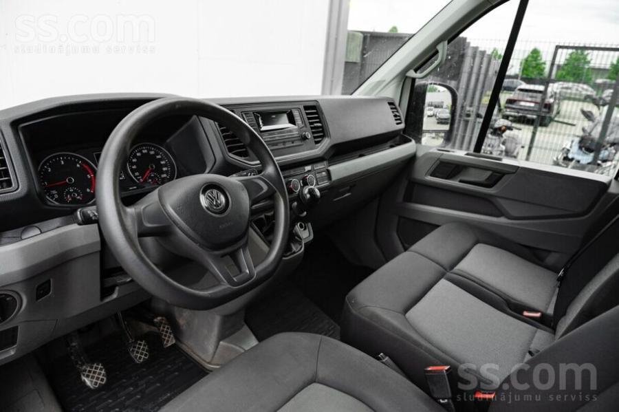 White Volkswagen Crafter 2019 in Riga, with an engine capacity of 2.00 L and mileage of 189 thousand km for 12900 €, photo 16 on AUTOMOTO.COM.LV