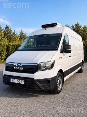 White Volkswagen Crafter 2019 in Ogre, with an engine capacity of 2.00 L and mileage of 209 thousand km for 17900 €, photo  on AUTOMOTO.COM.LV