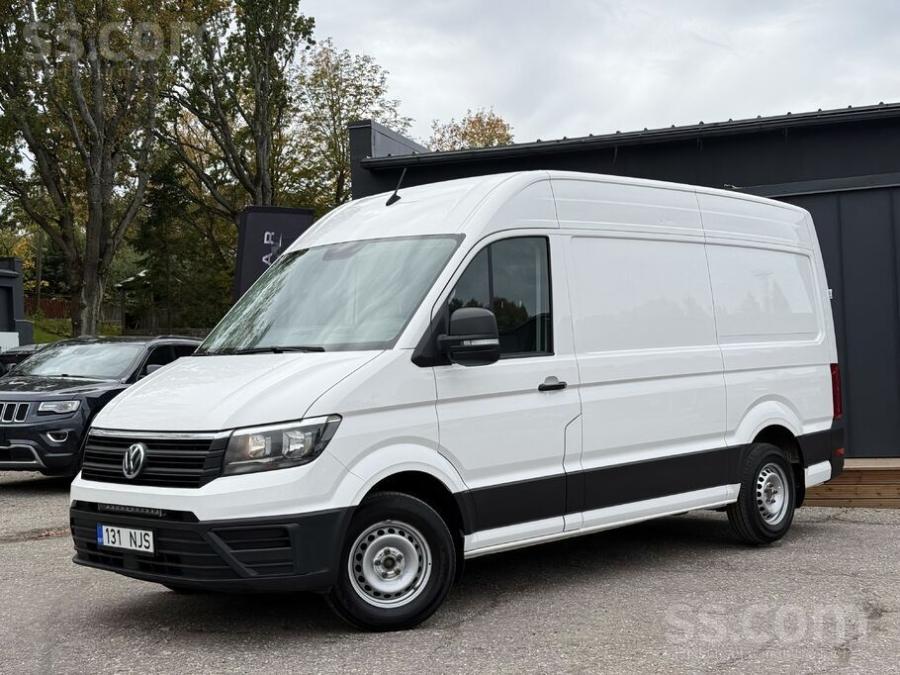 White Volkswagen Crafter 2019 in Tallinn, with an engine capacity of 2.00 L and mileage of 346 thousand km for 10999 €, photo 1 on AUTOMOTO.COM.LV