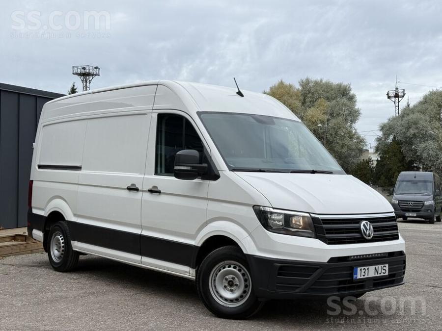 White Volkswagen Crafter 2019 in Tallinn, with an engine capacity of 2.00 L and mileage of 346 thousand km for 10999 €, photo 7 on AUTOMOTO.COM.LV