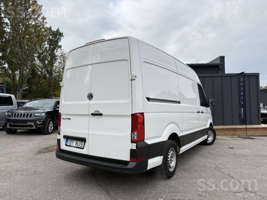 White Volkswagen Crafter 2019 in Tallinn, with an engine capacity of 2.00 L and mileage of 346 thousand km for 10999 €, photo 13 on AUTOMOTO.COM.LV
