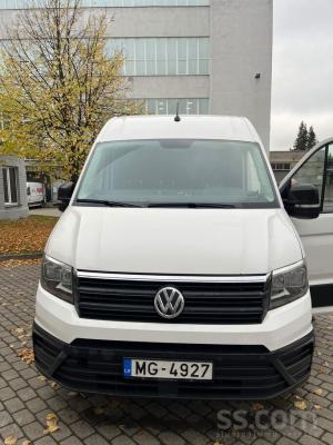 White Volkswagen Crafter 2019 in Riga, with an engine capacity of 2.00 L and mileage of 405 thousand km for 9450 €, photo 3 on AUTOMOTO.COM.LV