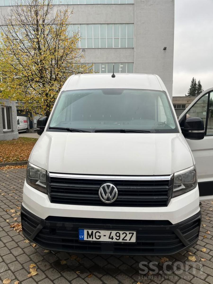 White Volkswagen Crafter 2019 in Riga, with an engine capacity of 2.00 L and mileage of 405 thousand km for 9450 €, photo 3 on AUTOMOTO.COM.LV