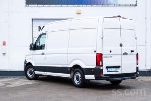 White Volkswagen Crafter 2020 in Riga, with an engine capacity of 0.00 L and mileage of 68 thousand km for 14250 €, photo 3 on AUTOMOTO.COM.LV