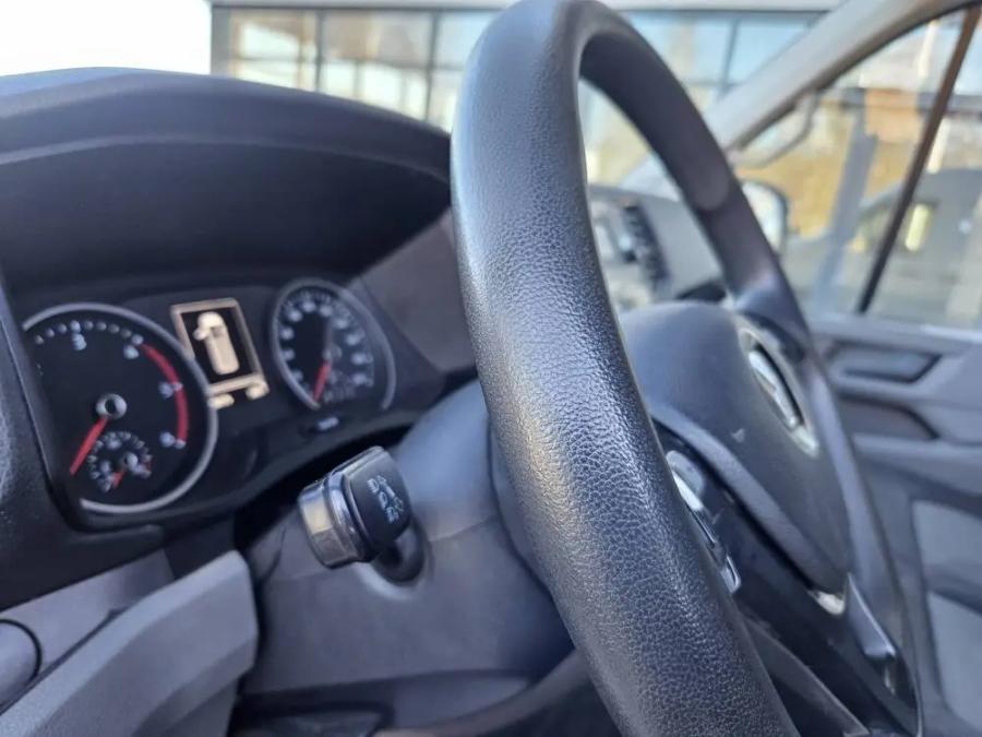 Balts Volkswagen Crafter 2020 Jēkabpils, ar dzinēja tilpumu 2.00 L un nobraukumu 229 tūkst. km par 17990 €, foto 12 vietnē AUTOMOTO.COM.LV