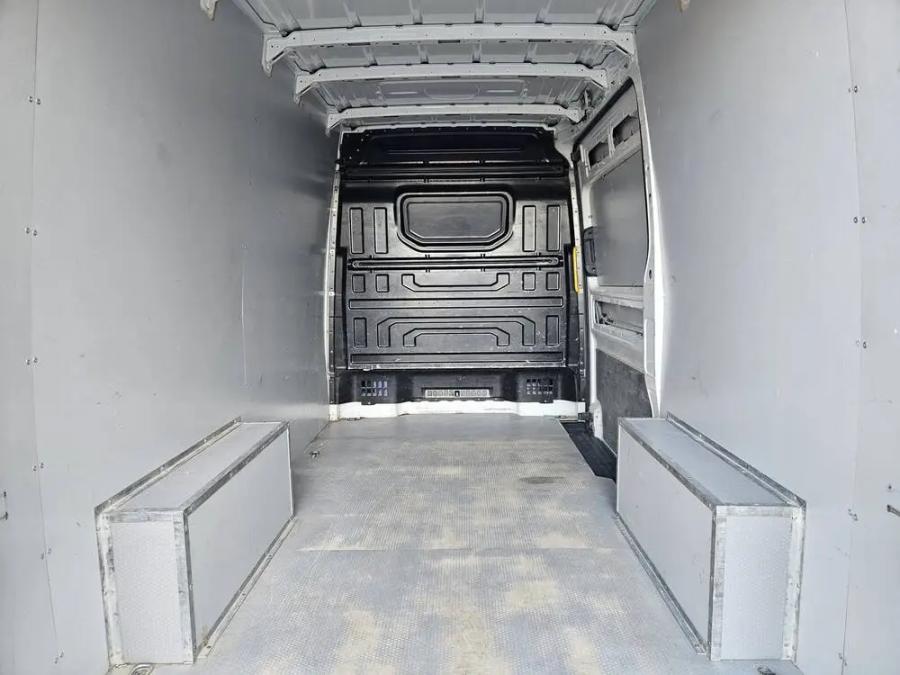 Balts Volkswagen Crafter 2020 Jēkabpils, ar dzinēja tilpumu 2.00 L un nobraukumu 229 tūkst. km par 17990 €, foto 17 vietnē AUTOMOTO.COM.LV