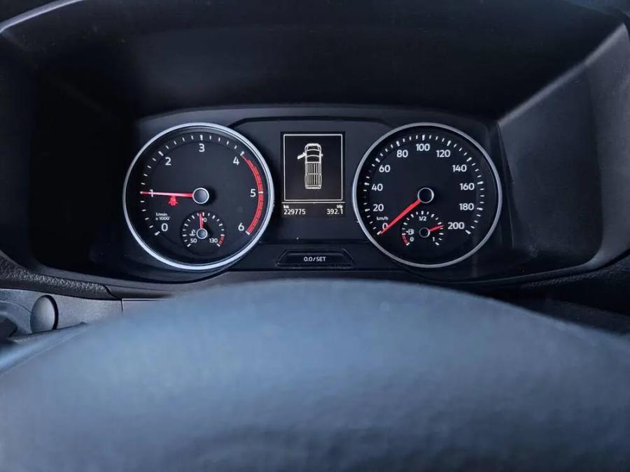 Balts Volkswagen Crafter 2020 Jēkabpils, ar dzinēja tilpumu 2.00 L un nobraukumu 229 tūkst. km par 17990 €, foto 19 vietnē AUTOMOTO.COM.LV