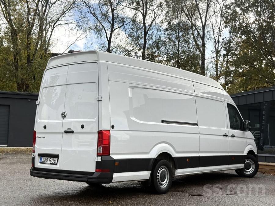 White Volkswagen Crafter 2020 in Tallinn, with an engine capacity of 2.00 L and mileage of 483 thousand km for 13999 €, photo 12 on AUTOMOTO.COM.LV