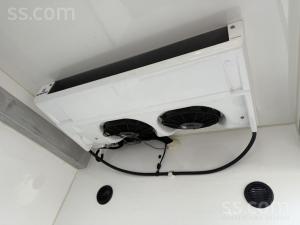 White Volkswagen Crafter 2020 in Tallinn, with an engine capacity of 2.00 L and mileage of 483 thousand km for 13999 €, photo 23 on AUTOMOTO.COM.LV