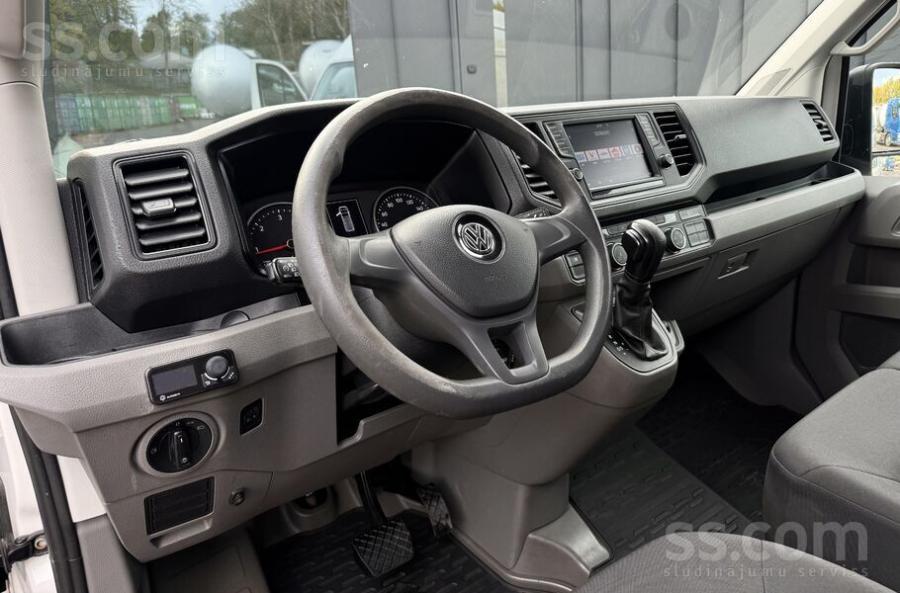White Volkswagen Crafter 2020 in Tallinn, with an engine capacity of 2.00 L and mileage of 483 thousand km for 13999 €, photo 24 on AUTOMOTO.COM.LV