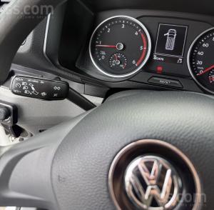 White Volkswagen Crafter 2020 in Tallinn, with an engine capacity of 2.00 L and mileage of 483 thousand km for 13999 €, photo 26 on AUTOMOTO.COM.LV