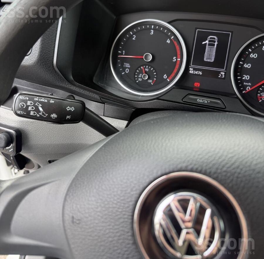 White Volkswagen Crafter 2020 in Tallinn, with an engine capacity of 2.00 L and mileage of 483 thousand km for 13999 €, photo 26 on AUTOMOTO.COM.LV
