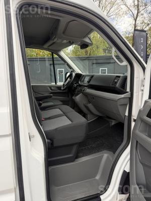 White Volkswagen Crafter 2020 in Tallinn, with an engine capacity of 2.00 L and mileage of 483 thousand km for 13999 €, photo 27 on AUTOMOTO.COM.LV
