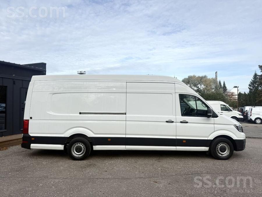 White Volkswagen Crafter 2020 in Tallinn, with an engine capacity of 2.00 L and mileage of 454 thousand km for 14500 €, photo 7 on AUTOMOTO.COM.LV