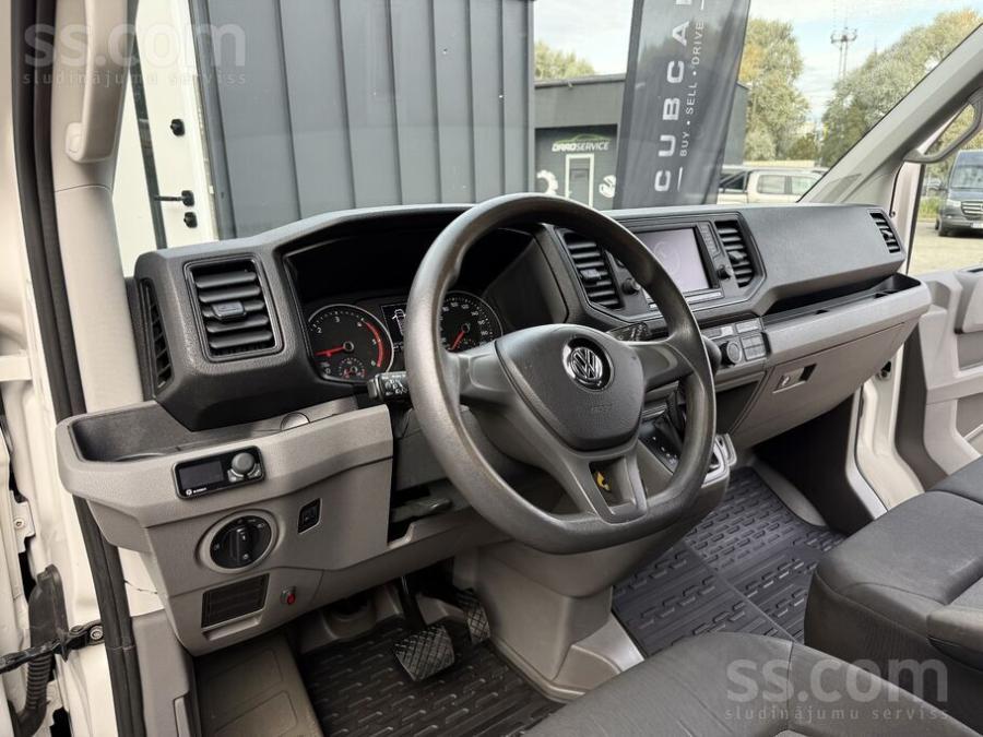 White Volkswagen Crafter 2020 in Tallinn, with an engine capacity of 2.00 L and mileage of 454 thousand km for 14500 €, photo 26 on AUTOMOTO.COM.LV