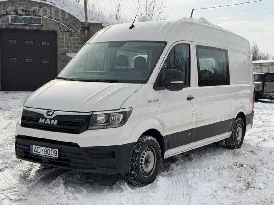 Balts Volkswagen Crafter 2021 Rīga, ar dzinēja tilpumu 2.00 L un nobraukumu 102 tūkst. km par 24900 €, foto 1 vietnē AUTOMOTO.COM.LV