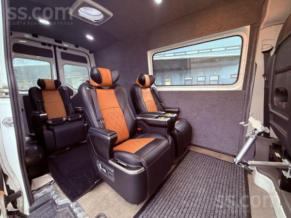 Balts Volkswagen Crafter 2021 Rīga, ar dzinēja tilpumu 2.00 L un nobraukumu 102 tūkst. km par 24900 €, foto 10 vietnē AUTOMOTO.COM.LV