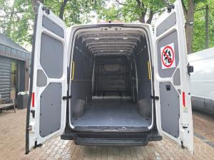 Balts Volkswagen Crafter 2021 Rīga, ar dzinēja tilpumu 2.00 L un nobraukumu 0 tūkst. km par 25168 €, foto 9 vietnē AUTOMOTO.COM.LV