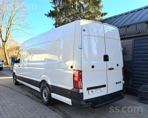 White Volkswagen Crafter 2021 in Riga, with an engine capacity of 2.00 L and mileage of 0 thousand km for 27225 €, photo 3 on AUTOMOTO.COM.LV