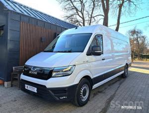 White Volkswagen Crafter 2021 in Riga, with an engine capacity of 2.00 L and mileage of 0 thousand km for 27225 €, photo 4 on AUTOMOTO.COM.LV