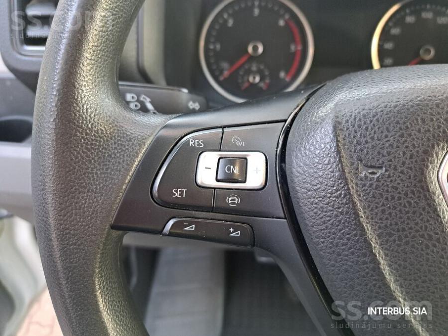 White Volkswagen Crafter 2021 in Riga, with an engine capacity of 2.00 L and mileage of 0 thousand km for 27225 €, photo 24 on AUTOMOTO.COM.LV